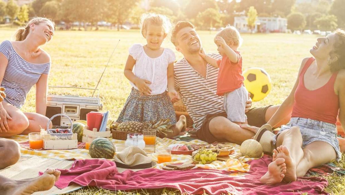 21 Unique and Fun Summer Family Activities - Word From The Bird